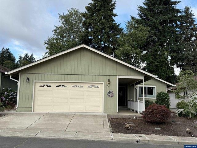 1866 Woodstock Cir NW, Salem, OR 97304
