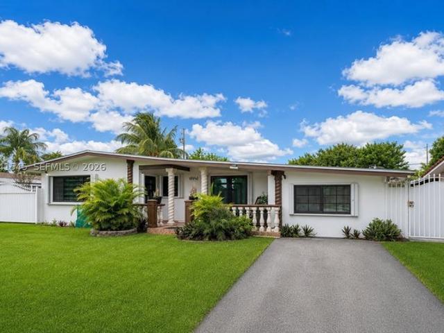 18670 Belview Dr, Cutler Bay, FL 33157