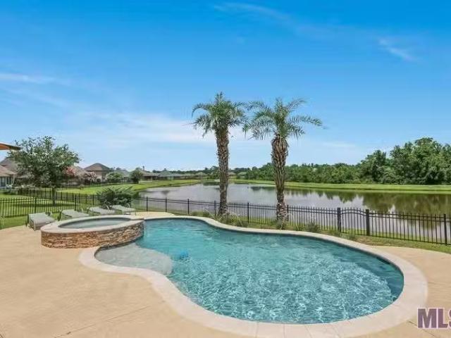 18678 SEAGULL LN, PRAIRIEVILLE, LA 70769 Single Family Residen.
