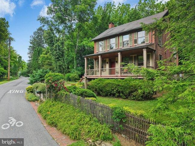 1867 Old Mill Rd, Bethlehem, PA 18015