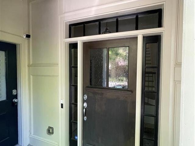 1867 Gordon Manor NE