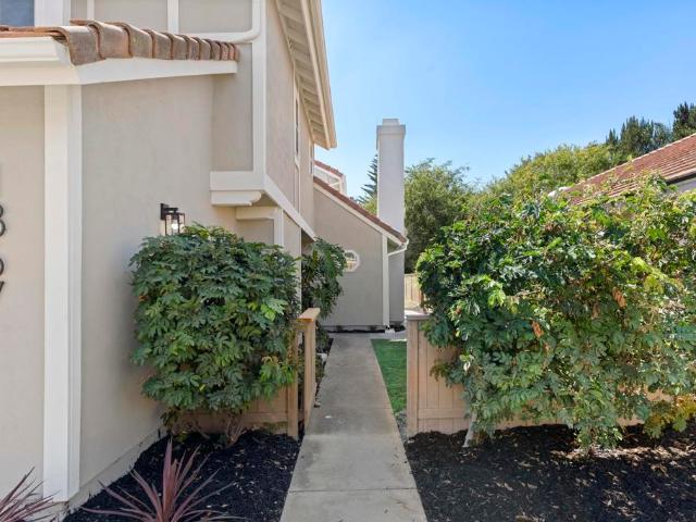 1867 Teakwood Way