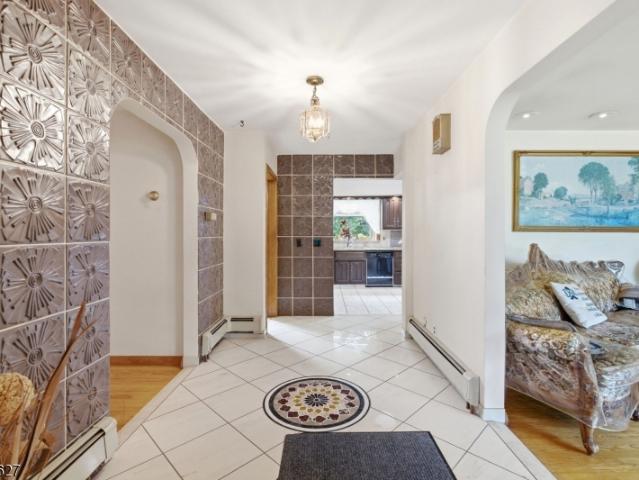 1868 Amwell Rd