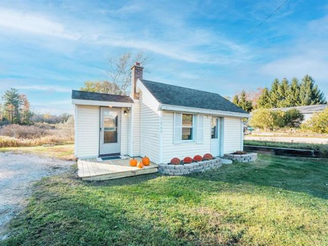 1868 County Road 633, Grawn, MI 49637