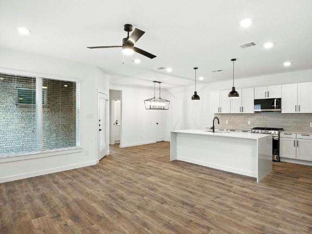 1868 Dry Cherry Lane A