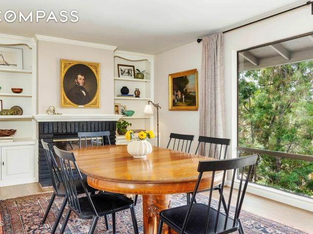1868 Kaweah Dr, Pasadena, CA