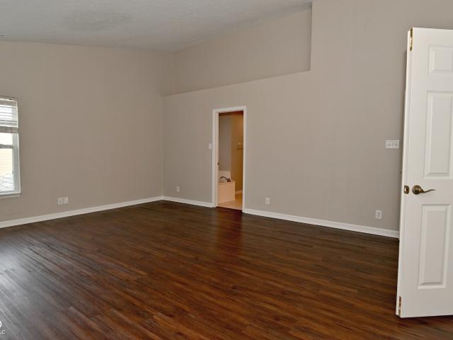 18690 Round Lake Rd, Noblesville, IN 46060 | MLS #22086