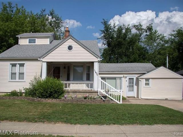 18696 Inkster Rd E, Redford, MI 48240