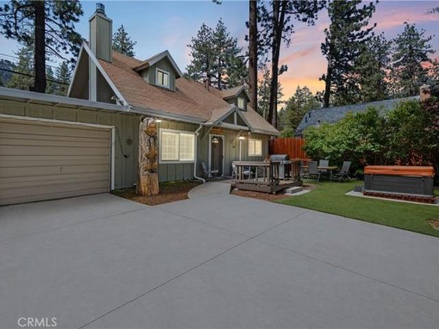 1869 Outer Highway 2 S, Wrightwood, CA 92397