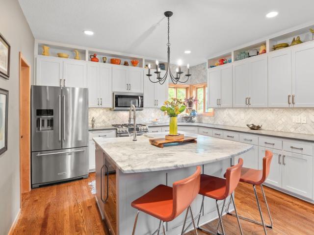 1869 White Oak Drive