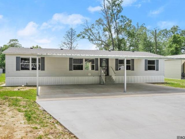 18603 Scivique Ln, Port Vincent, LA 70726