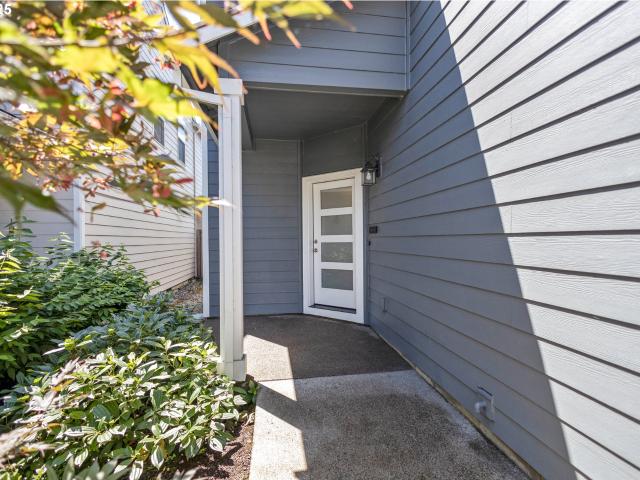 18600 sw bluebird ln