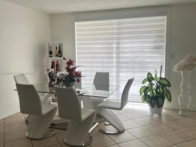 18601 NE 14th Ave #411, Miami, FL 33179
