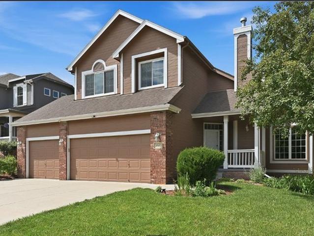 18602 Leavenworth St, Elkhorn, NE 68022