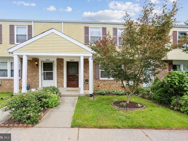 18607 Sandpiper Ln, Gaithersburg, MD 20879
