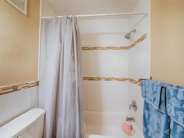 1860 Massachusetts Ave NE, Unit 224, St. Petersburg, FL 33703 | MLS #TB8457