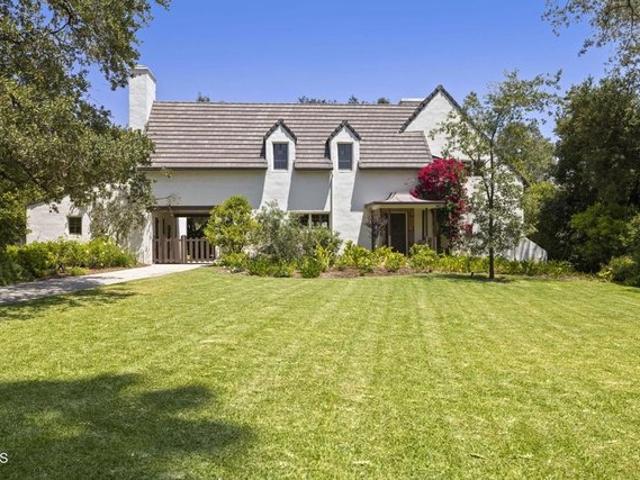 1860 Midlothian Dr, Altadena, CA 91001
