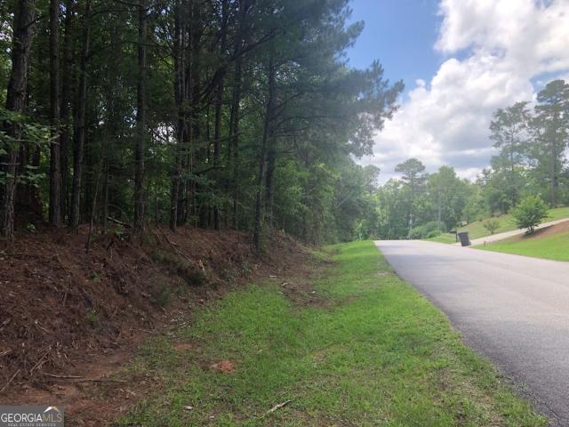 1860 Northwoods Drive