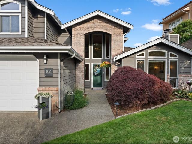 1860 Overview Drive NE