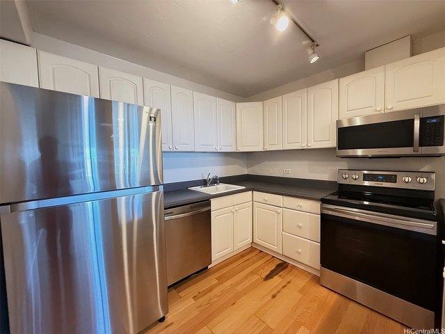 1860 Ala Moana Blvd Apt 1404, Honolulu, HI 96815