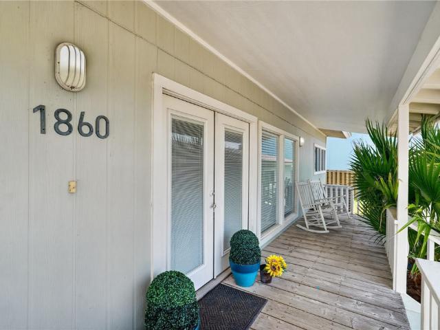 1860 Bay Shore Drive