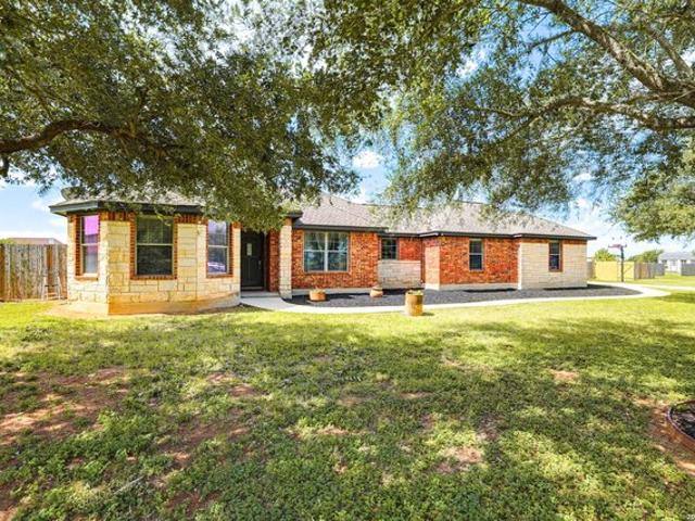 1860 County Road 6710, Lytle, TX 78052