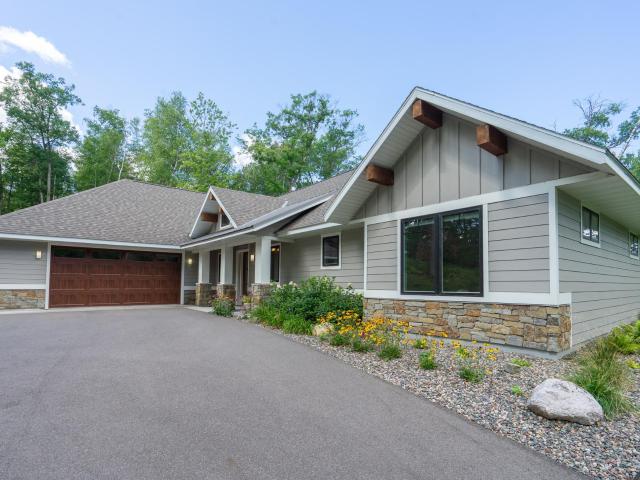 1860 Deer Path Circle SW