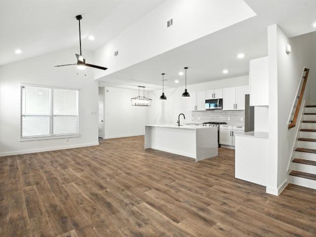 1860 Dry Cherry Lane B
