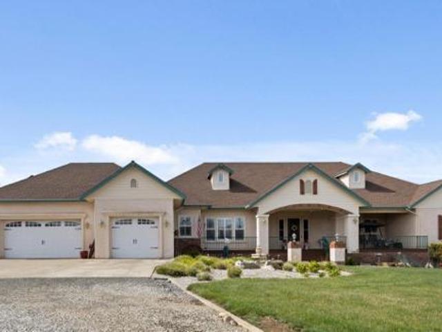 1860 E Carl Rd, Rescue, CA 95672
