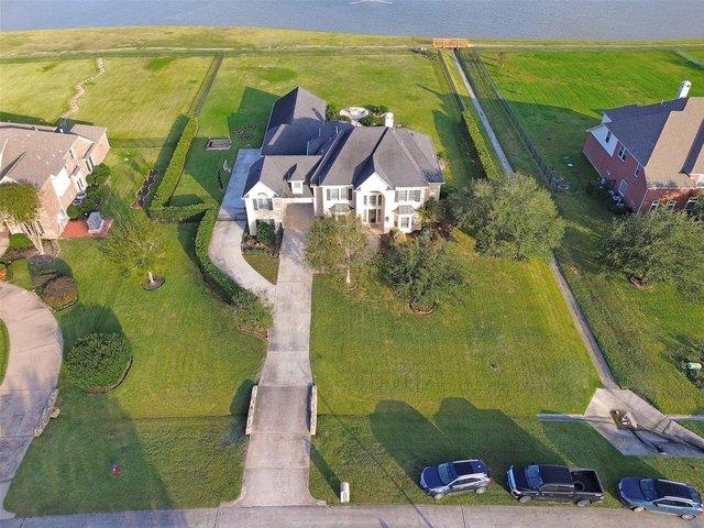 1860 Lake Landing Dr, League City, TX 77573