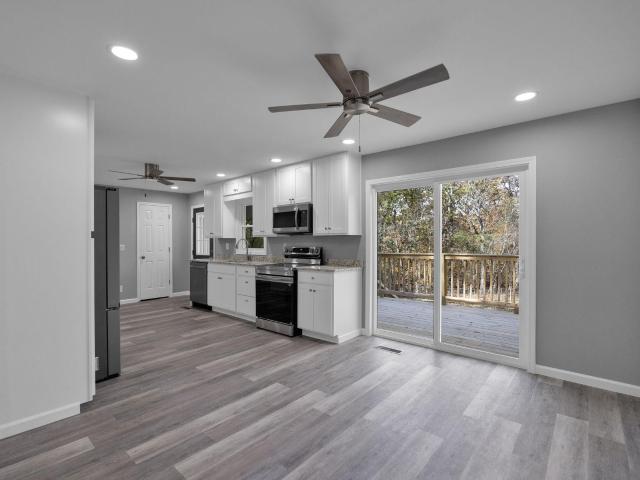 1860 Plum Nelly Road