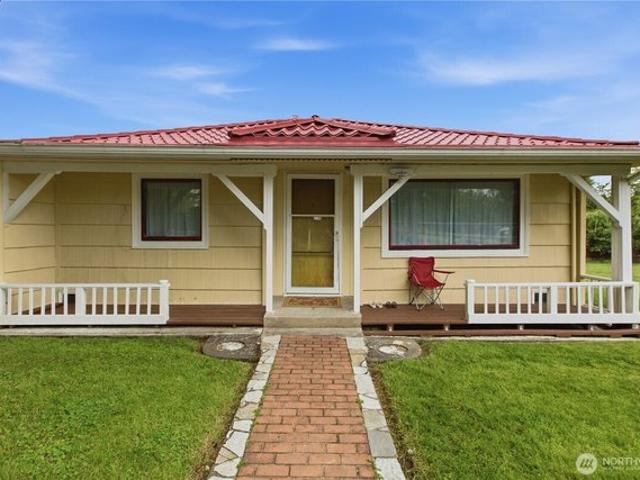 1860 S 128th St, Burien, WA 98168
