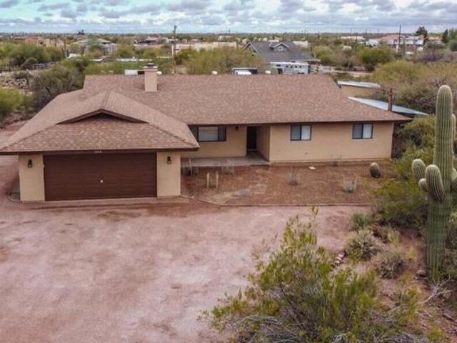 1860 S Sixshooter Rd, Apache Junction, AZ 85119