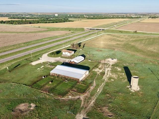 1860 th Ave, Ellis, KS 67637