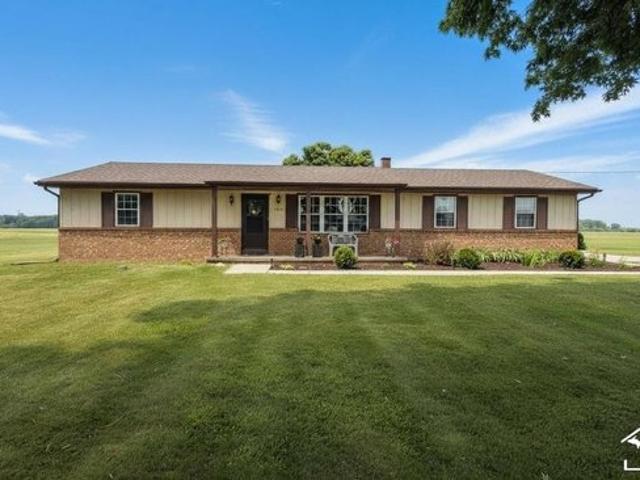 1860 W Rauch Rd, Temperance, MI 48182