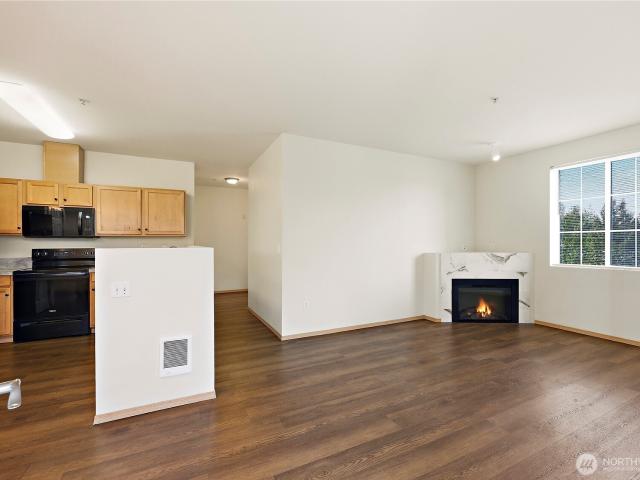 18615 st Avenue Ct E # 260