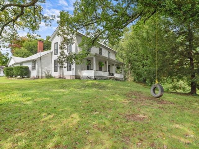18619 St Rt # 160, Vinton, OH 45686
