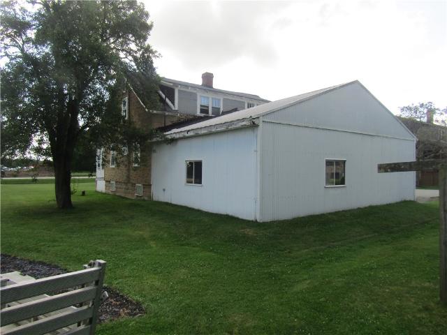 1861 N Center Avenue