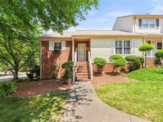 1861 North Winds Dr, Winston Salem, NC 27127