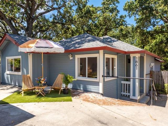 1861 Rhianna St, Santa Rosa, CA 95401