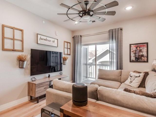 1861 S Dunkirk St Unit 307, Aurora, CO 80017