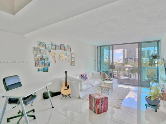 1861 South River Dr NW #809, Miami, FL 33125