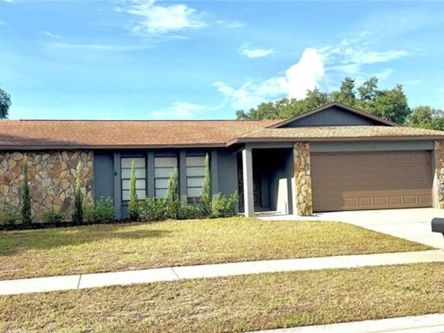 1861 Willow Oak Dr N, Palm Harbor, FL 34683