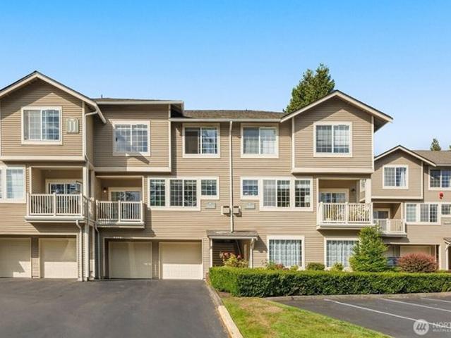 18628 NE 55th Way, Redmond, WA 98052
