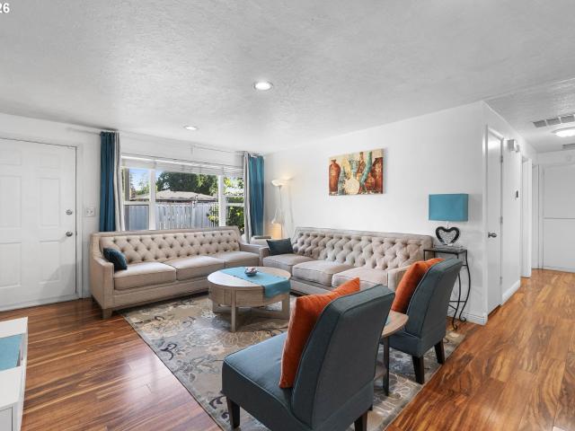 18629 sw cascadia ct