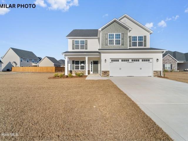 1862 Olde Towne Pointe Blvd, Jacksonville, NC 28546
