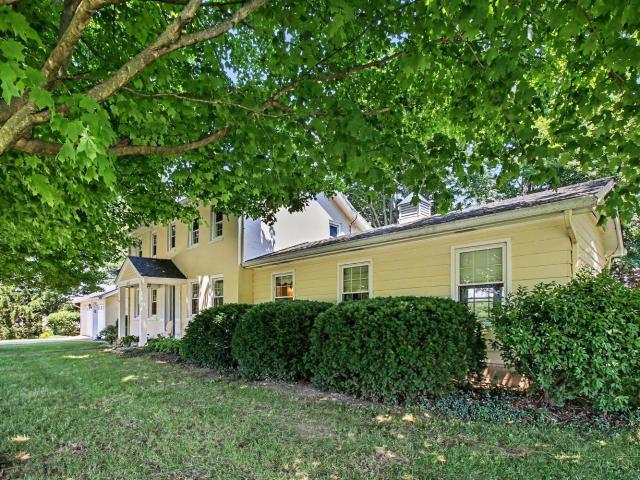 1862 E Fosters Maineville Road