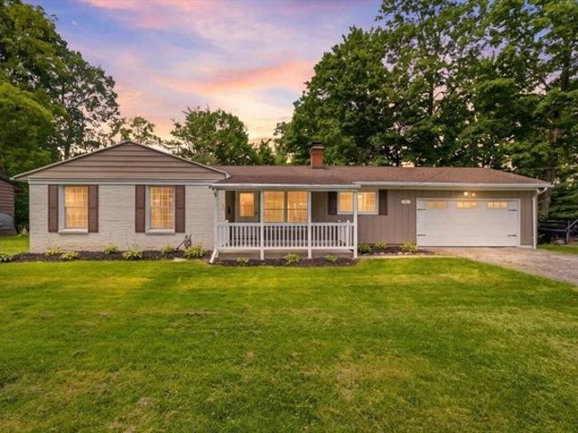 1862 Red Oak Dr, Lexington, OH 44904