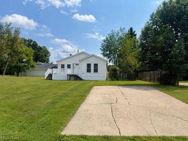 18630 Fifth St, Beloit, OH 44609
