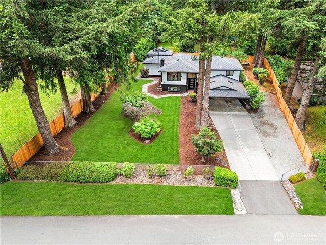 18630 SE 216th St, Renton, WA 98058
